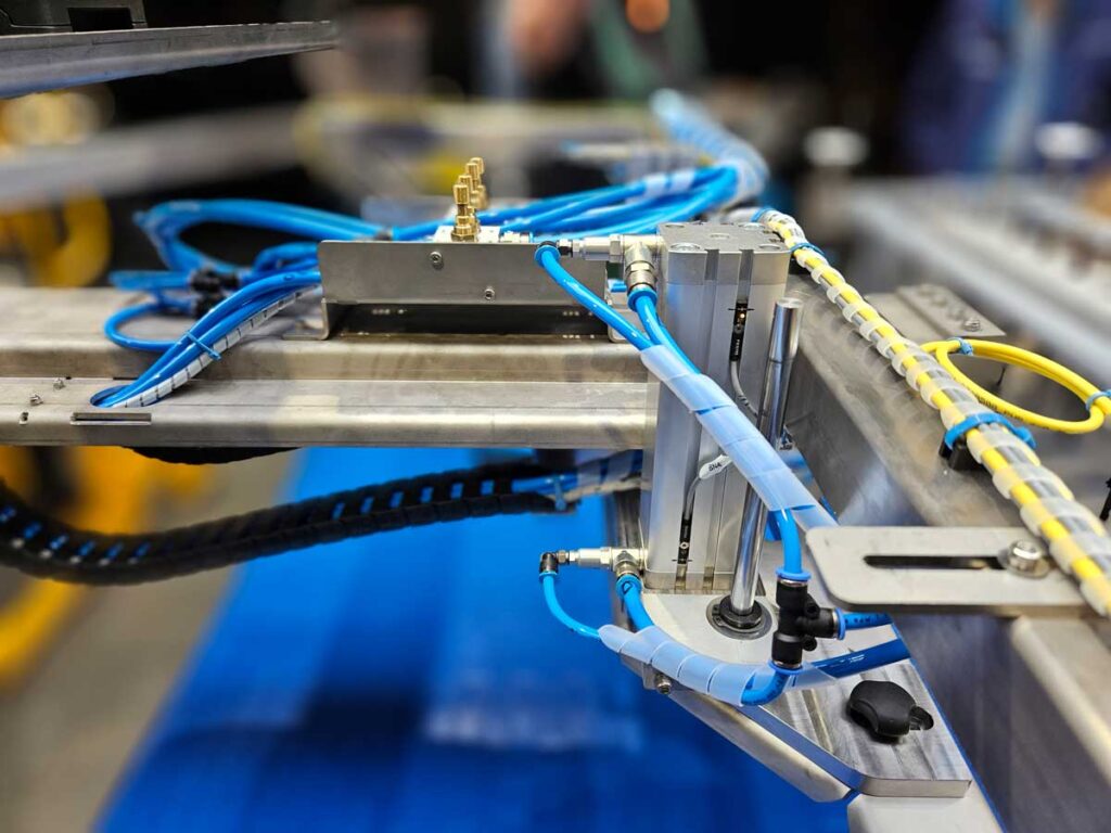 Engineering haakse overzetter - Indetech